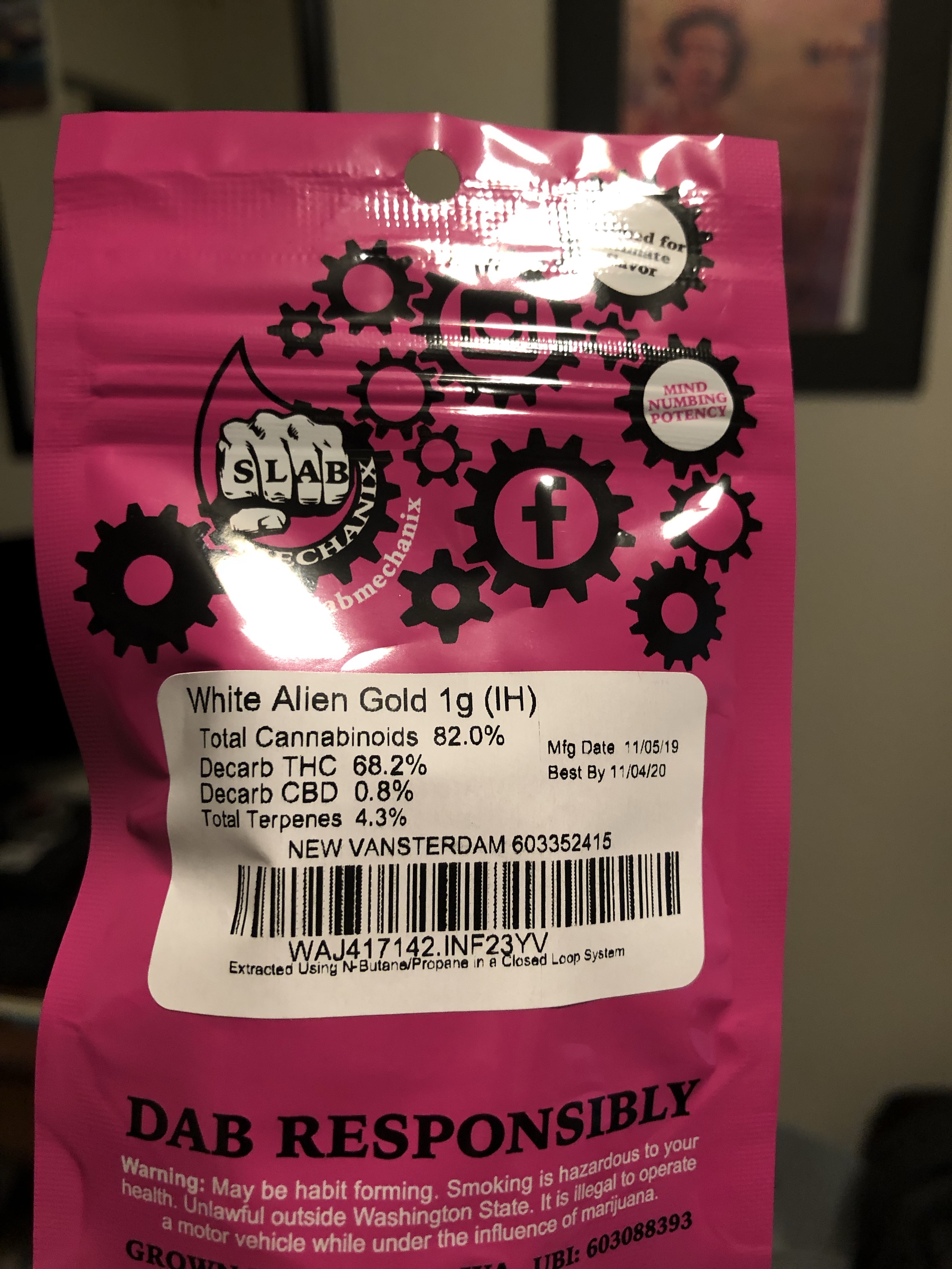 White Alien Gold | Real. Functional.